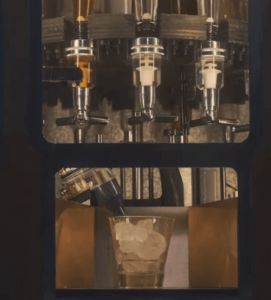 未来のバーテンダーはロボット？Rotenderはドリンクを大量に作る自販機ロボットを開発 | Foovo -フードテックニュースの専門メディア-