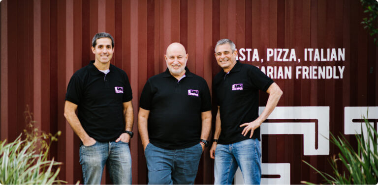 Hyper-Robotics、「箱」の中でロボットがピザを作る完全自動化レストランをローンチ | Foovo -フードテックニュースの専門メディア-