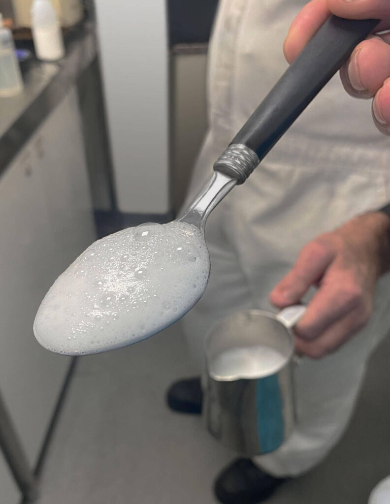 オーストラリアのEden Brew、精密発酵カゼインで豪・ニュージーランド初の申請受理 | Foovo -フードテックニュースの専門メディア-